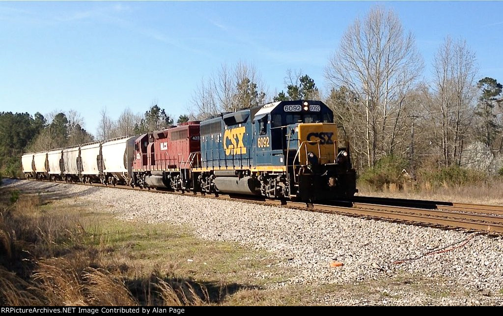 CSX GP40-2 6092 and HLCX GP40 4225 with local